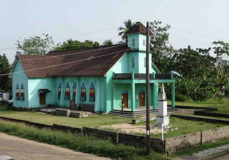 Our Top 5 Best Places To Visit In Liberia: - Travelho